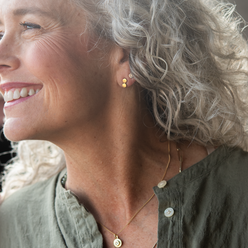 Liz Hanson Metalsmith: Fine jewelry for contemporary women