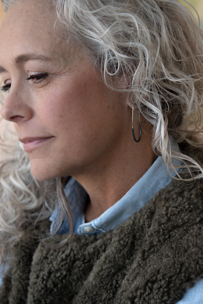 Liz Hanson Metalsmith: Fine jewelry for contemporary women